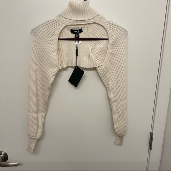 Hera Collection | Sweaters | Nwt Hera Cream Turtleneck Sweater | Poshmark